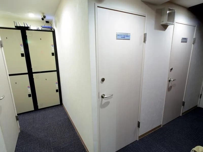 【品川駅港南口徒歩5分！】少人数向け(最大3名)完全個室/無料高速光Wi-Fi/仕事・WEB会議・面接・自習等にの写真8