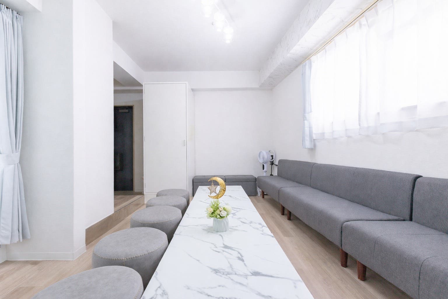 NEW🎉新年セール💰最大25名🉐駅3分🚋新年会🍺大人気ゲーム機🎮女子会💗タコパ🐙24H🏪Ravie梅田の写真3