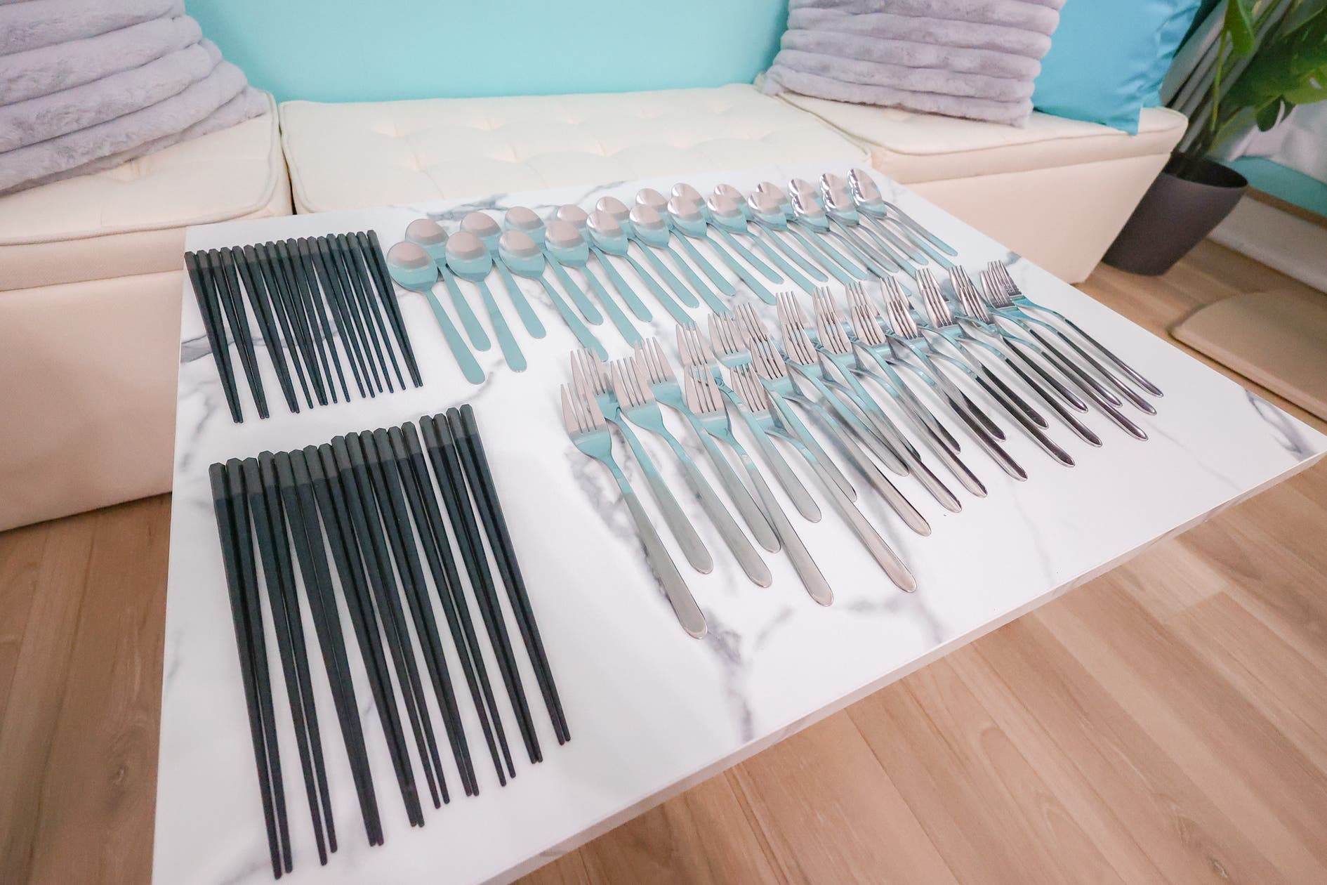 NEW🎉新年セール💰最大25名🉐駅3分🚋新年会🍺大人気ゲーム機🎮女子会💗タコパ🐙24H🏪Ravie梅田の写真16