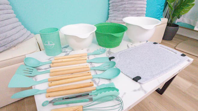 NEW🎉新年セール💰最大25名🉐駅3分🚋新年会🍺大人気ゲーム機🎮女子会💗タコパ🐙24H🏪Ravie梅田の写真17