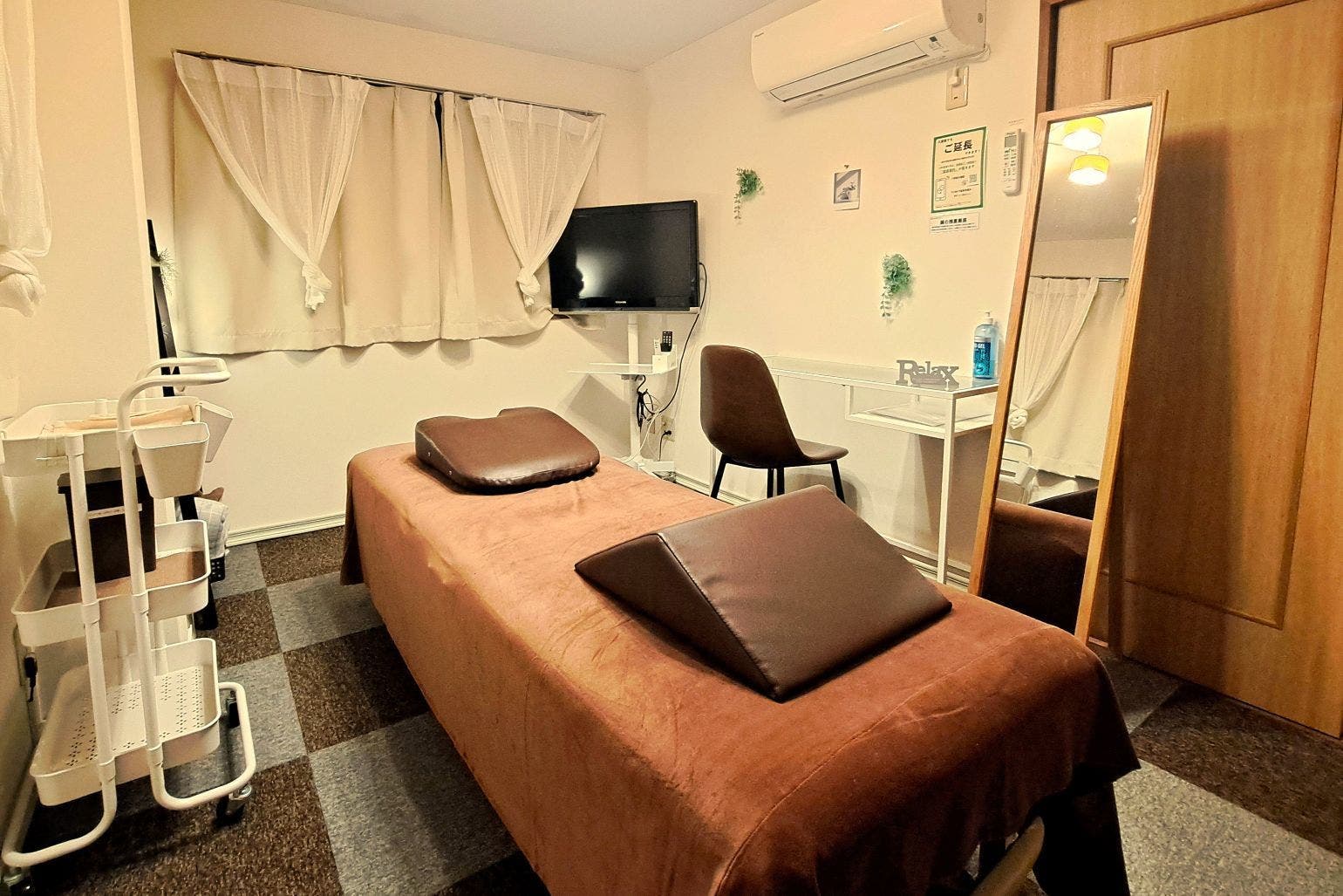 北千住駅徒歩6分/本格ジムとゆったりサロンを堪能できるプライベート空間/気兼ねなく使える隠れ家スポットの写真6