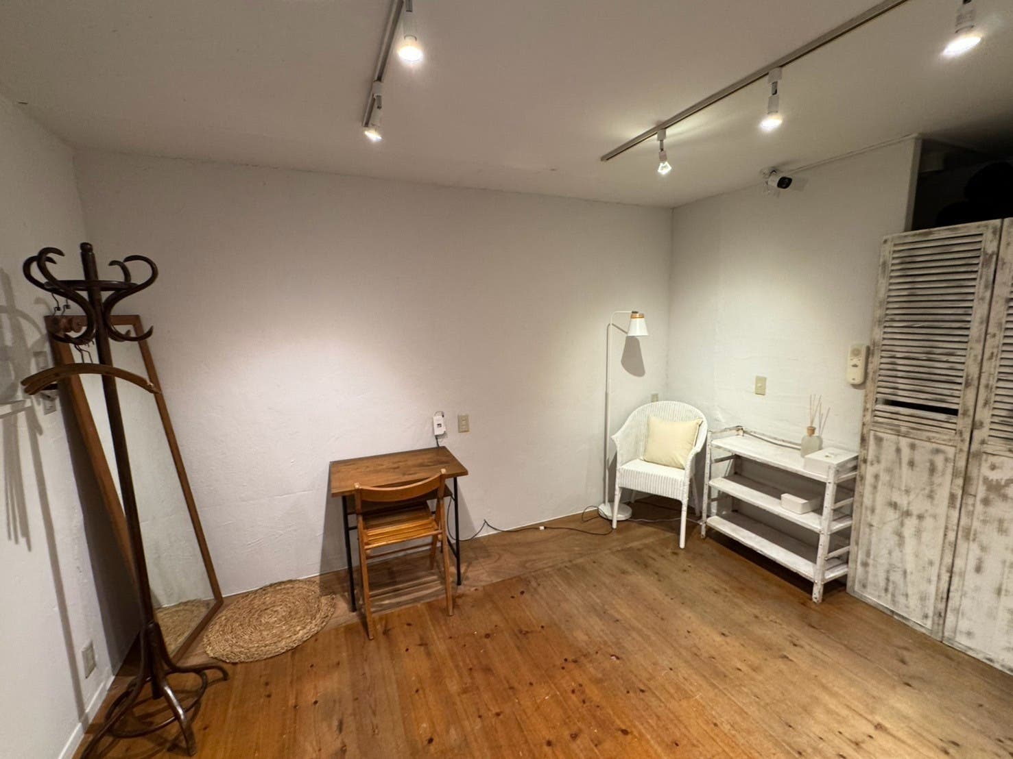 自由が丘駅から徒歩3分の路面店スペースの写真1