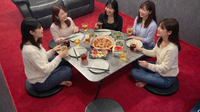 ✨️NEWオープン✨️新宿駅徒歩2分🚶♀️映画鑑賞🎥新年会・同窓会🎊デート💓女子会👭CINEMA_REEL新宿の写真4