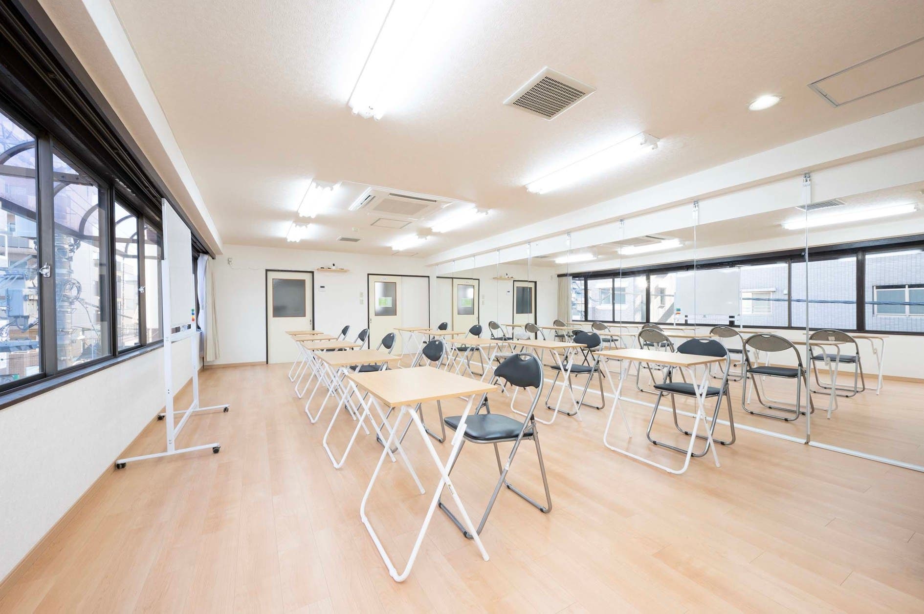 40㎡【東部練馬駅徒歩1分】 ダンス/演劇/会議【特大鏡: 幅 約7.2m x 高さ1.8m】、更衣室有の写真15