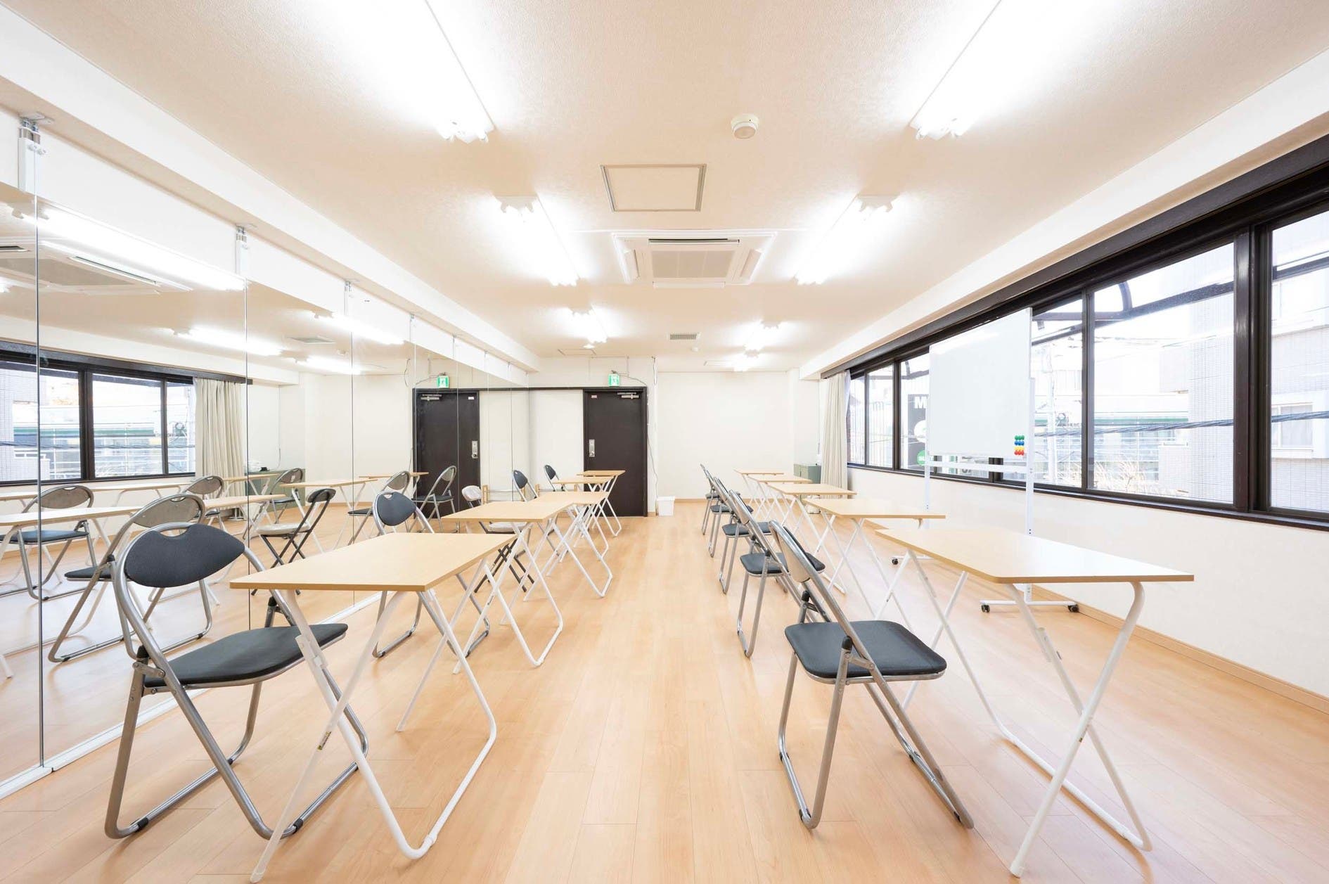 40㎡【東部練馬駅徒歩1分】 ダンス/演劇/会議【特大鏡: 幅 約7.2m x 高さ1.8m】、更衣室有の写真16