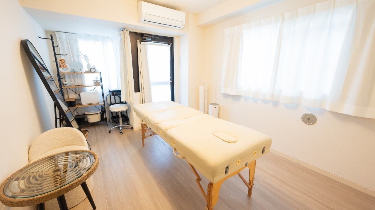 【自由が丘駅5分】完全個室レンタルサロン🌿高級感と清潔感のある上質空間✨無料備品も多数ご用意◎の写真1