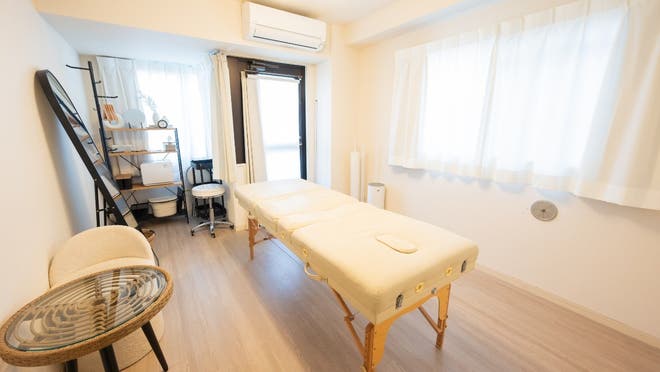 【自由が丘駅5分】完全個室レンタルサロン🌿高級感と清潔感のある上質空間✨無料備品も多数ご用意◎の写真1