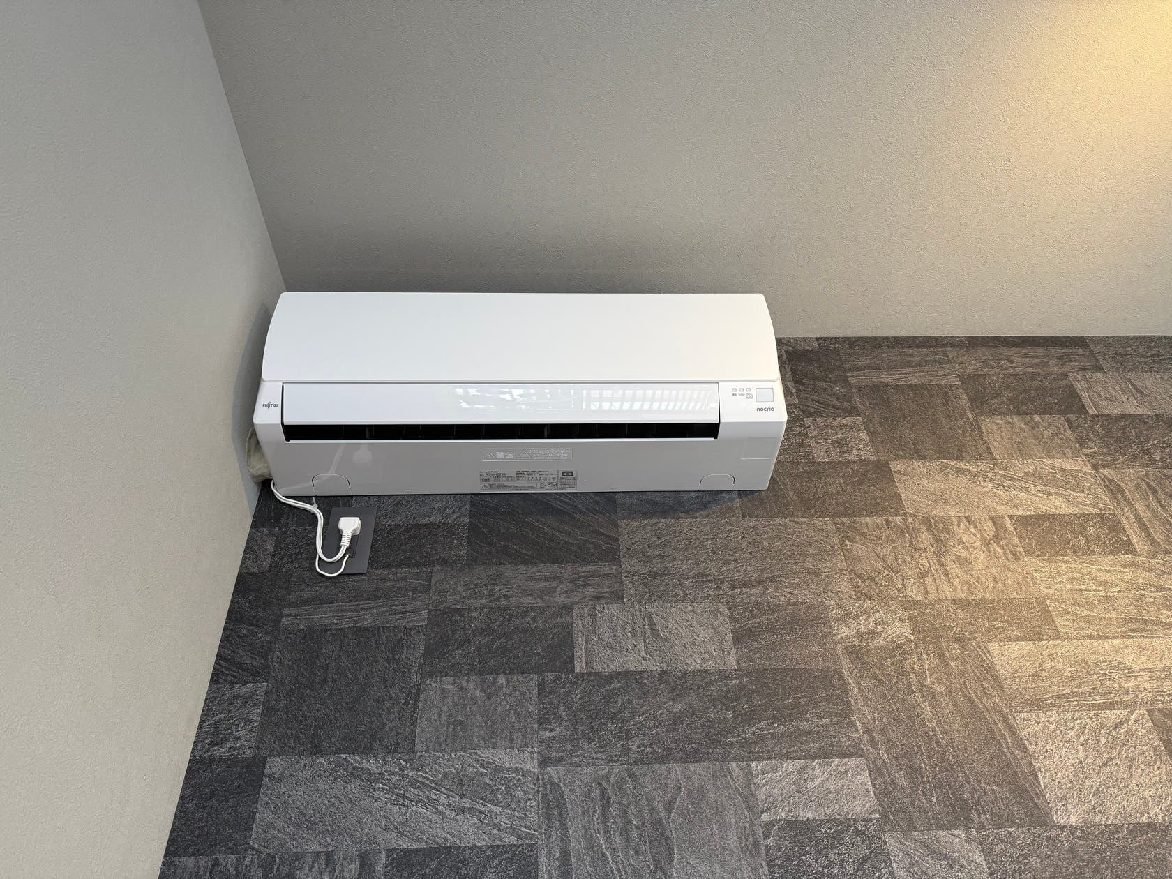 【完全個室】小牧市国道155線沿い🚙最大6人利用可◎ 会議／打ち合わせ／面接／テレワーク／勉強会／ワークショップの写真3