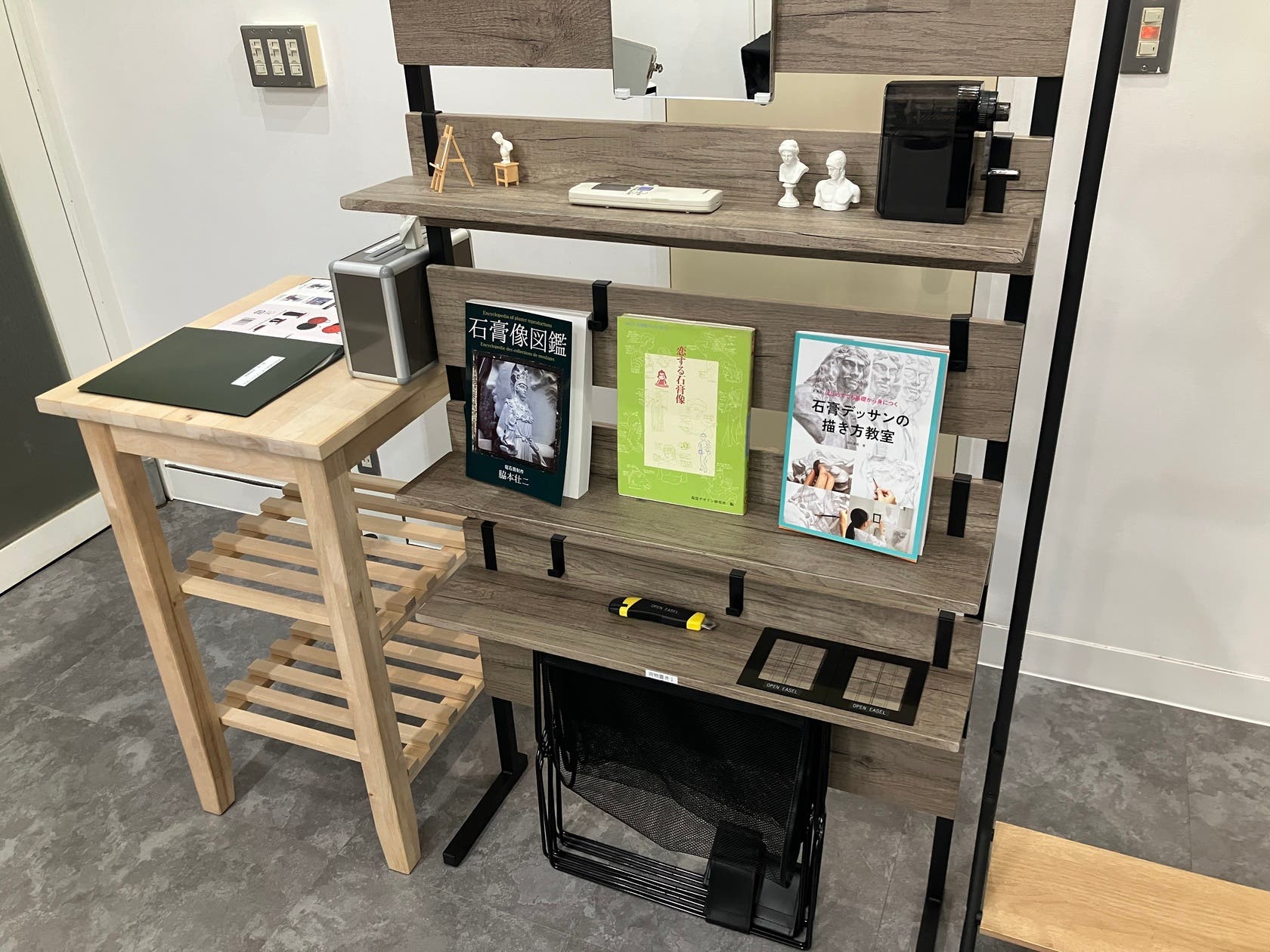 新宿御苑前駅２番出口から徒歩５分の石膏デッサンスペース 『A席』の写真8