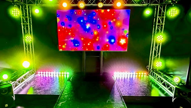 推し会スタジオ!上野駅近!大型モニター200インチプロジェクター屋上ガーデン、200平米自由自在の写真16