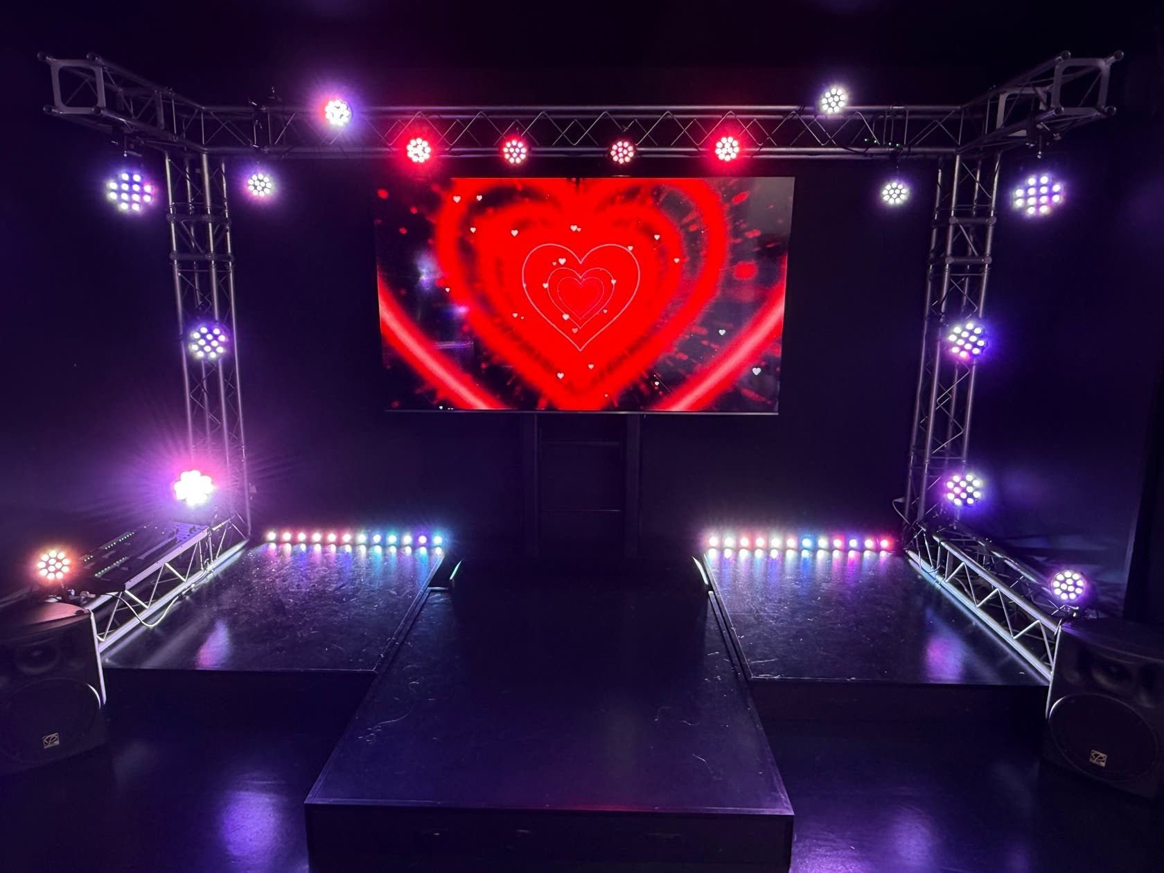 推し会スタジオ！上野駅近！大型モニター200インチプロジェクター屋上ガーデン、200平米自由自在の写真18