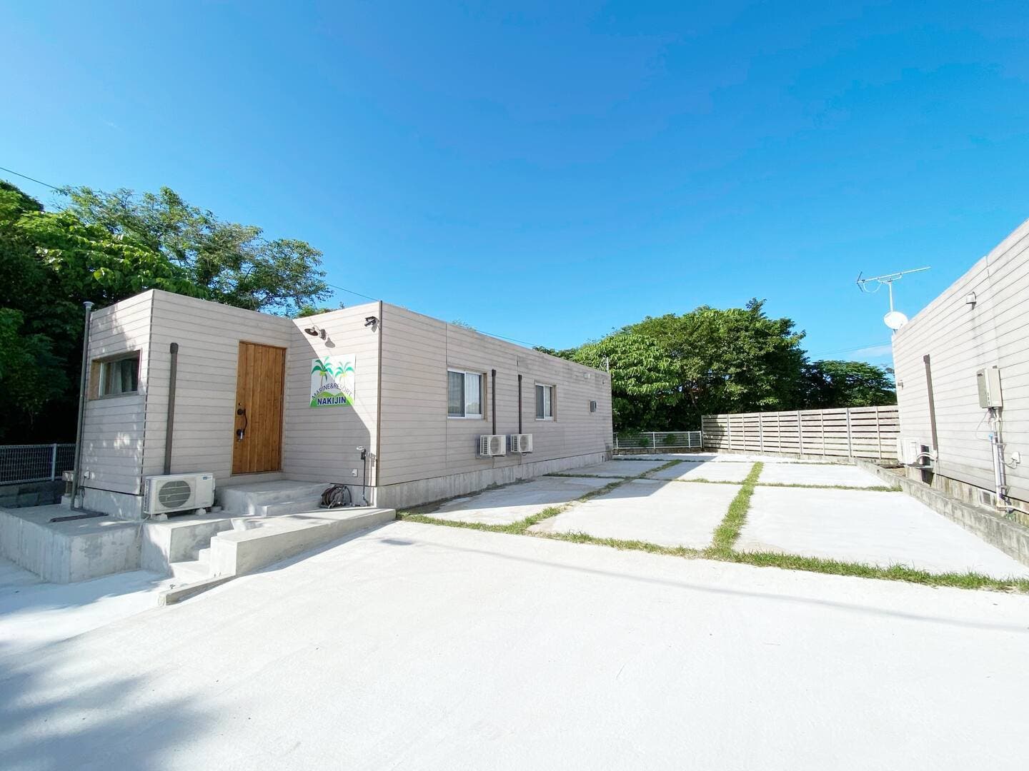 沖縄のやんばるの中にあるコンテナハウス 🌙 夜空を眺めながらゆったりBBQタイム♪の写真12