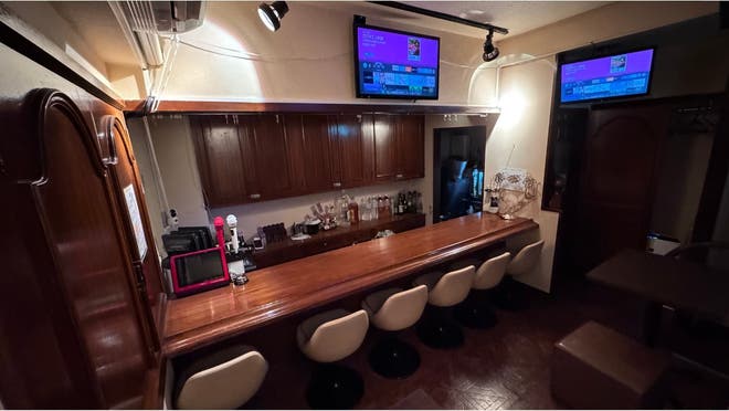 【新宿区】新宿三丁目駅徒歩2分!コンセプトルーム『LUMI』バー運営に◎の写真2