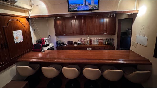 【新宿区】新宿三丁目駅徒歩2分!コンセプトルーム『LUMI』バー運営に◎の写真3