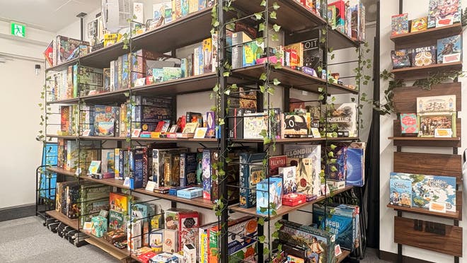 NEW!【秋葉原3分】最大36名着席🎉人気ボドゲ400種類以上♪大人気ボドゲカフェ貸切利用🚃懇親会/イベント利用にも🎤の写真2