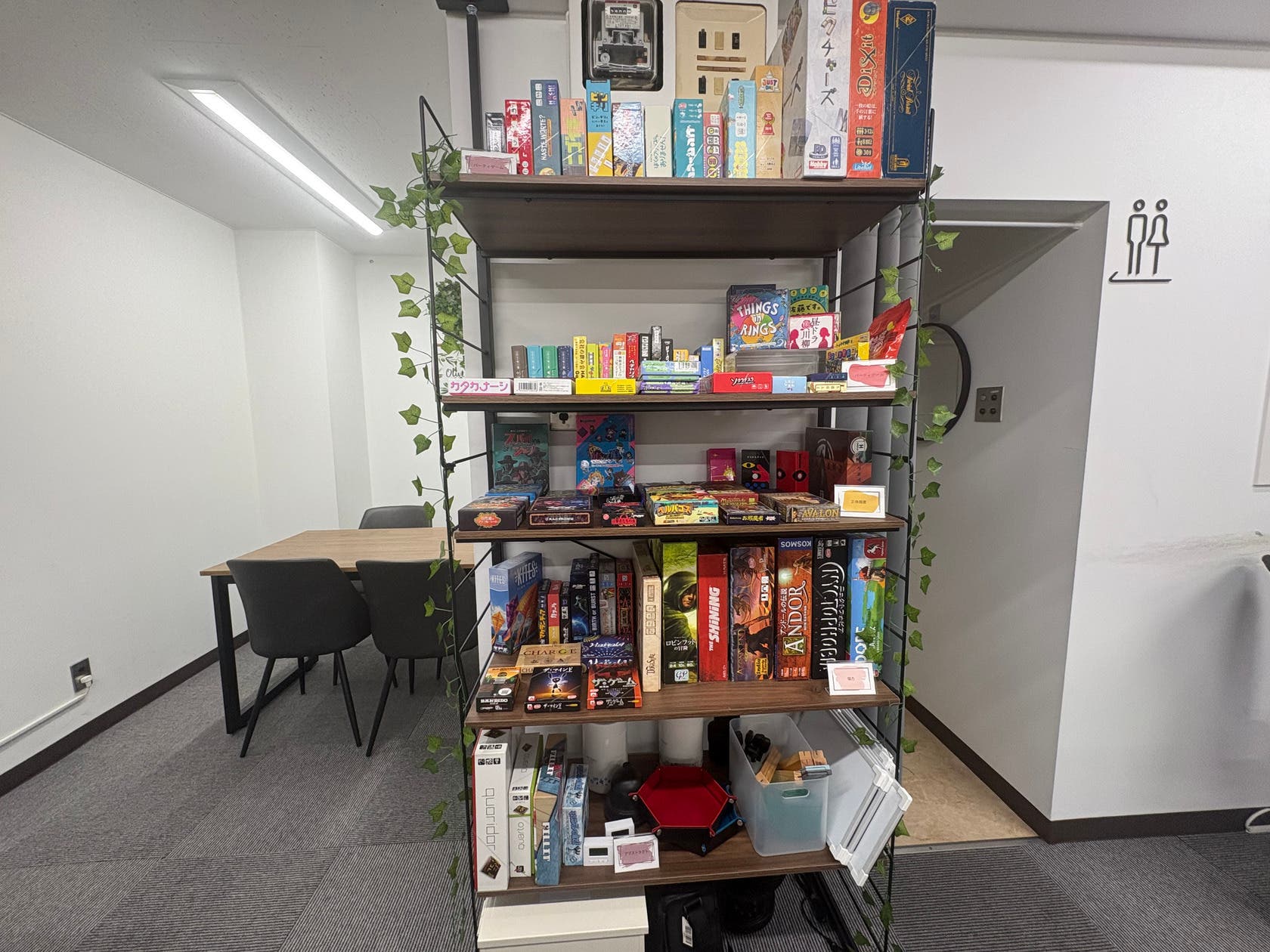 NEW!【秋葉原3分】最大36名着席🎉人気ボドゲ400種類以上♪大人気ボドゲカフェ貸切利用🚃懇親会/イベント利用にも🎤の写真5