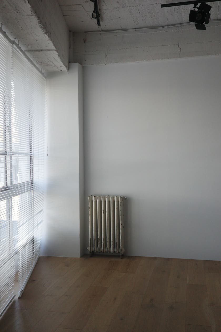 元町駅から徒歩５分の自然光が入るオシャレ空間の写真9