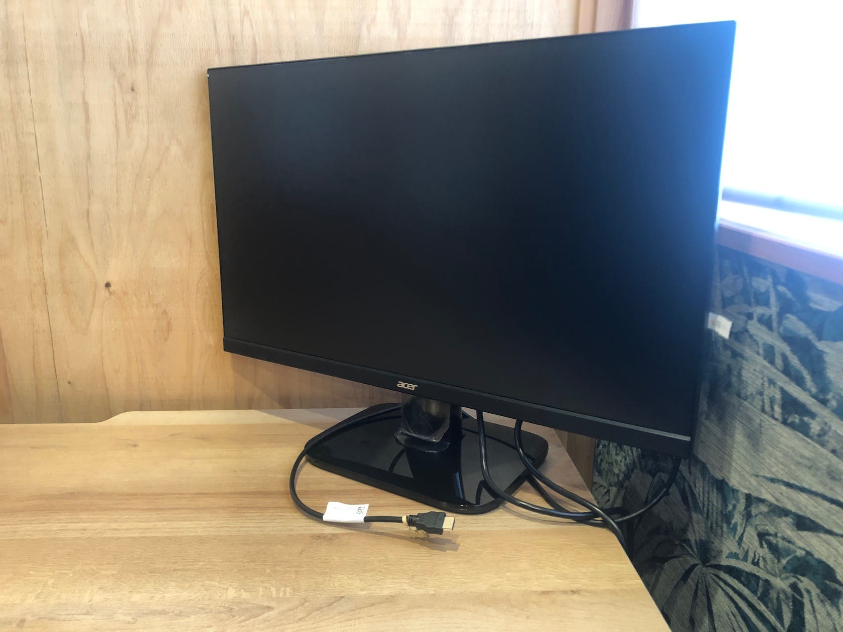 ２７インチモニター！大荷物もおける！鍵付きひろびろ個室ブース！駅徒歩２分【神戸駅前スキマ / 1名】（8階R-６）の写真2