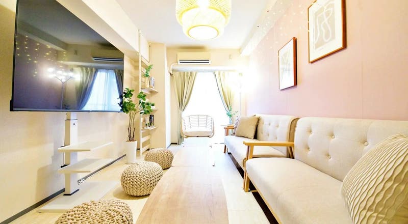 ✨６５インチ大型TV✨横浜駅５分｜パーティー🎉｜女子会🎀｜ママ会👩‍👩‍👧‍👦｜誕生日会🍰｜推し活｜デート｜撮影