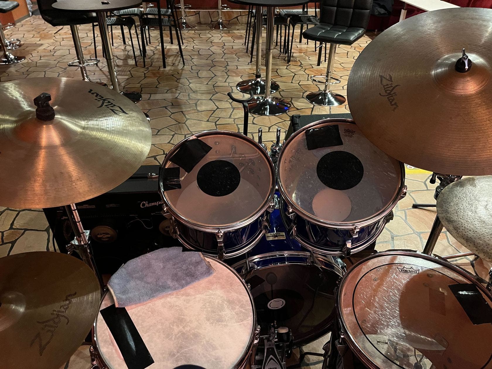 馬橋駅から徒歩5分のライブ会場貸切(楽器備え付け、飲食持ち込み自由)の写真2