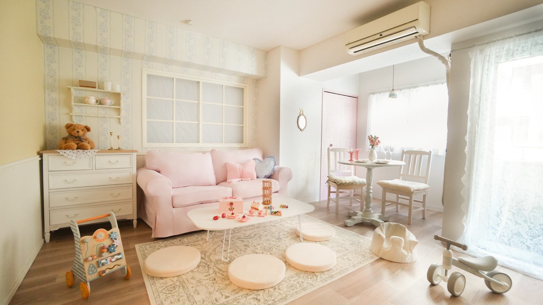 【渋谷徒歩3分🚶‍♂️】自然光✨ベビー用品完備👶ママ会,女子会,推し活,デート【韓国ハウススタジオ風🎀】の写真1