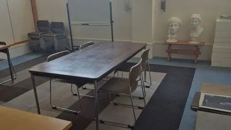 🌟 カルチャールーム・East へようこそ!🌟 **多目的に使えるセミナー会場**学びと交流が生まれるやさしい教室の写真2