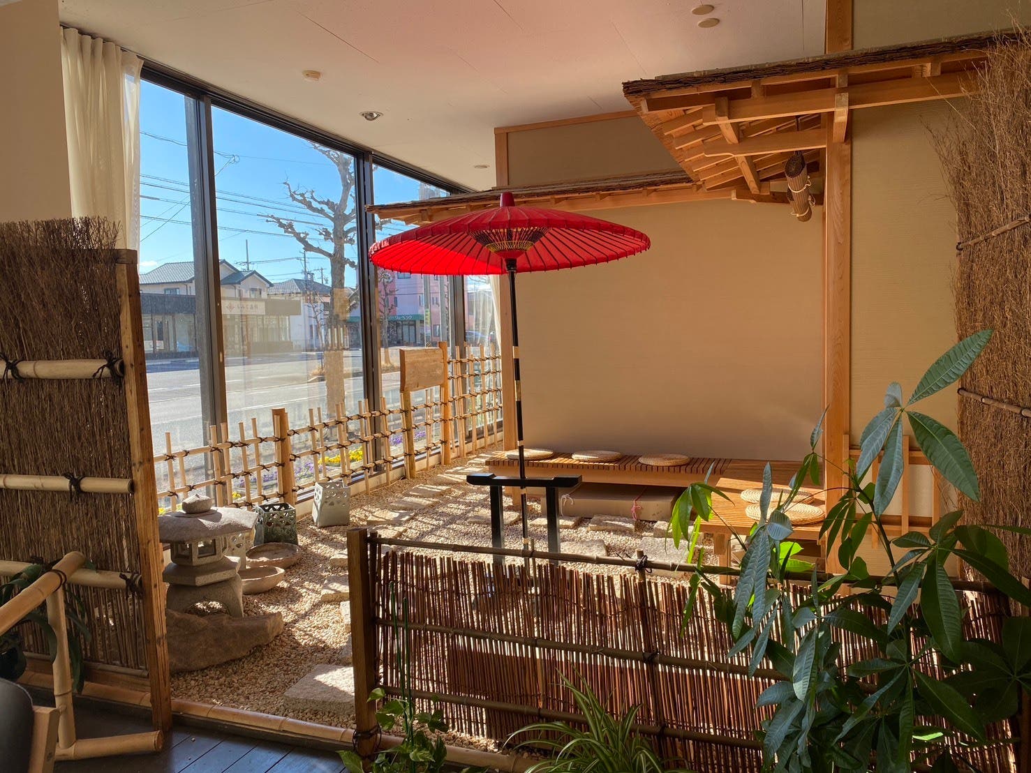 🌟 カルチャールーム・East へようこそ！🌟  **多目的に使えるセミナー会場**学びと交流が生まれるやさしい教室の写真10