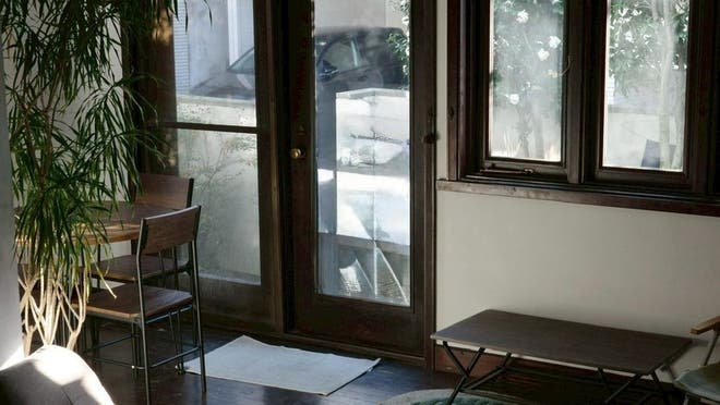 下北沢駅徒歩6分の古民家 - リビングスペースの写真3