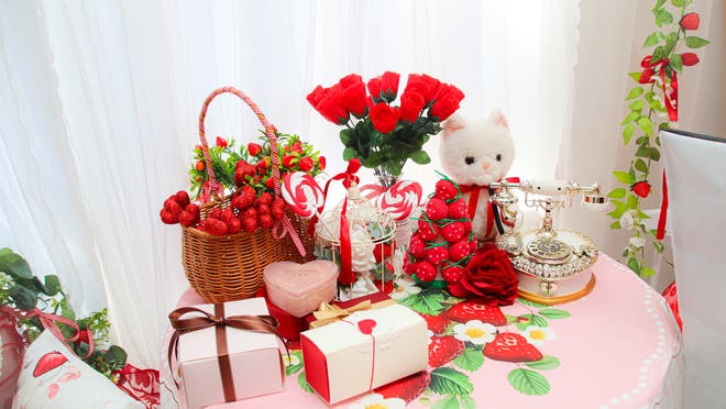 要町駅徒歩4分の可愛いレンタルスペース♡いちごのバレンタイン部屋🍓ポートレート撮影🤍コスプレ🤍推し活🤍女子会の写真5