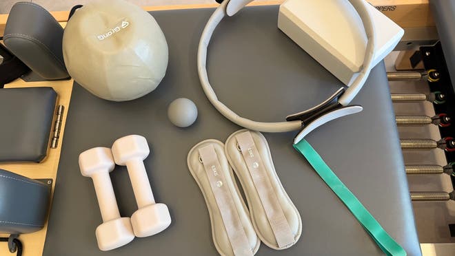 【ウォーターサーバー完備】青山一丁目駅から徒歩2分のシェアピラティススタジオ◆リフォーマー/マスターストレッチの写真3