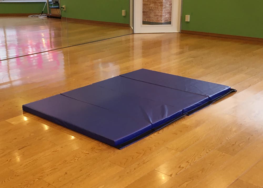 折りたたみ体操用マットの画像1