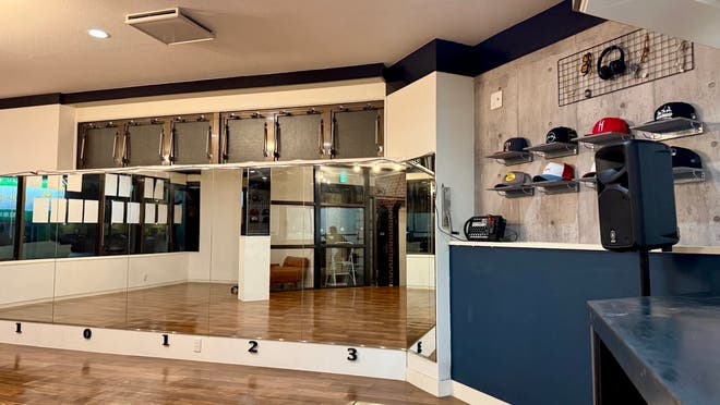 大久保駅から徒歩8分のストリート空間溢れるダンススタジオの写真2