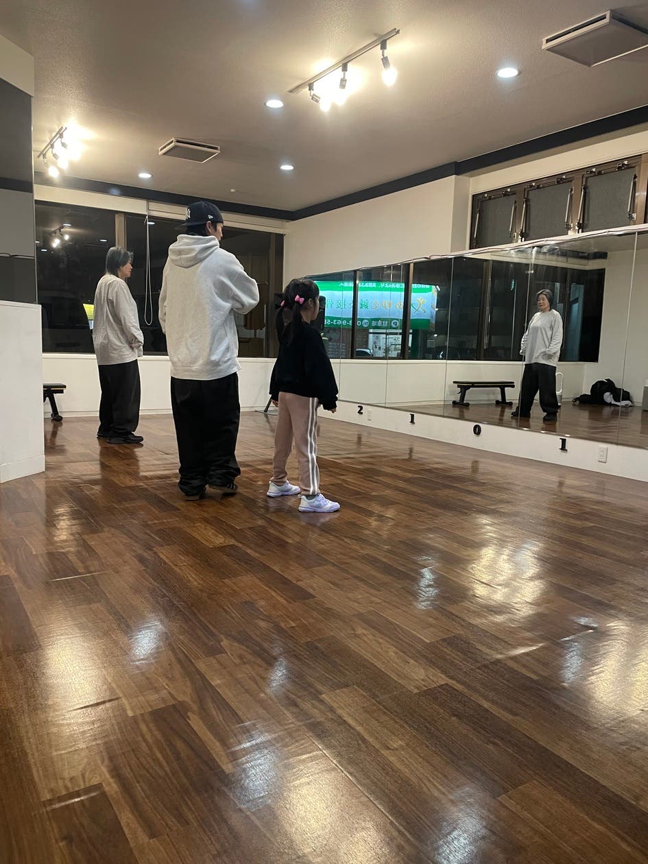 大久保駅から徒歩8分のストリート空間溢れるダンススタジオの写真4