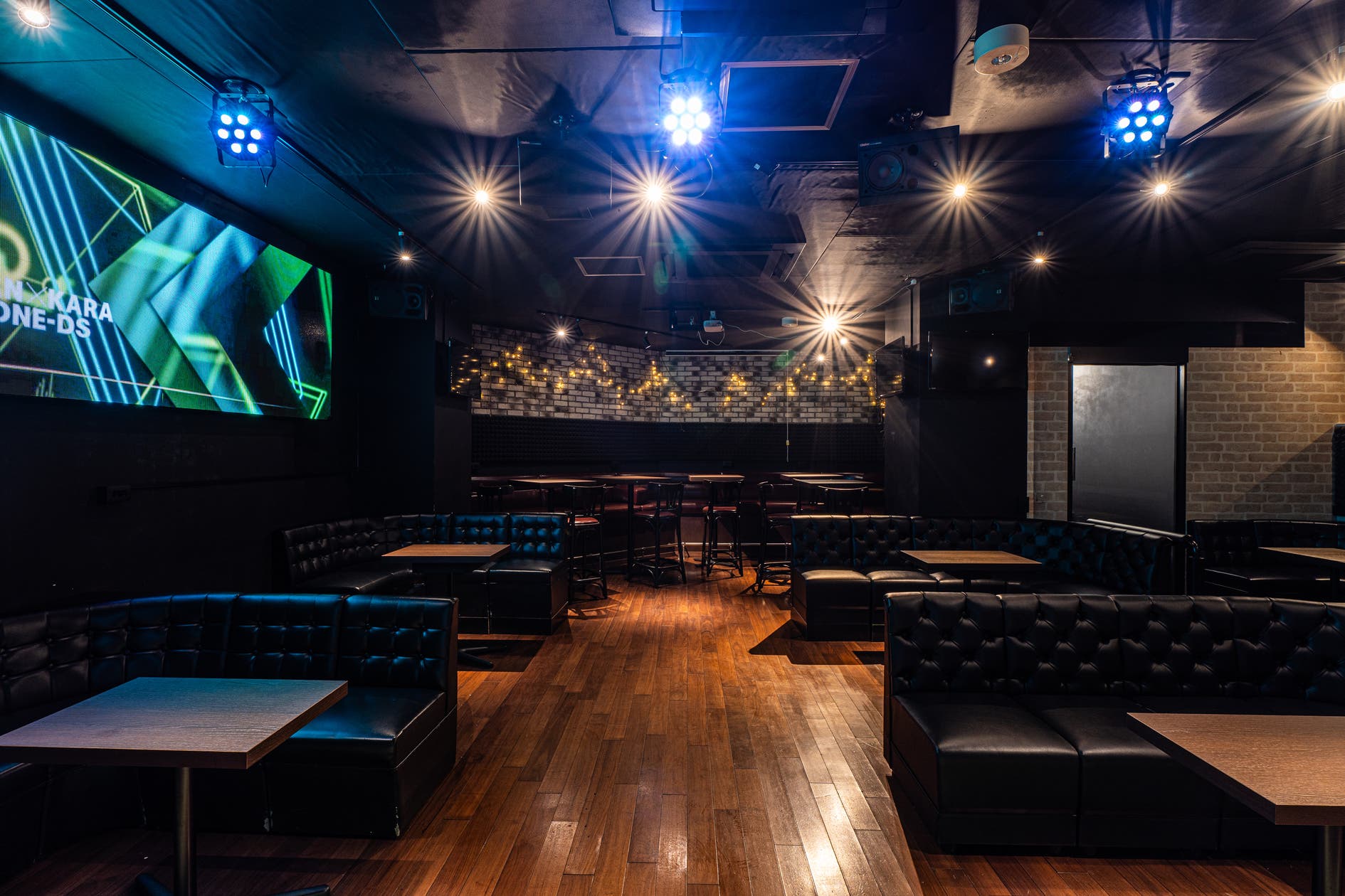 【東京 新宿】楽器演奏が可能な多目的イベントスペース。ライブ/オフ会/ライブ配信/撮影/パーティ【音響、配信機材完備】の写真2