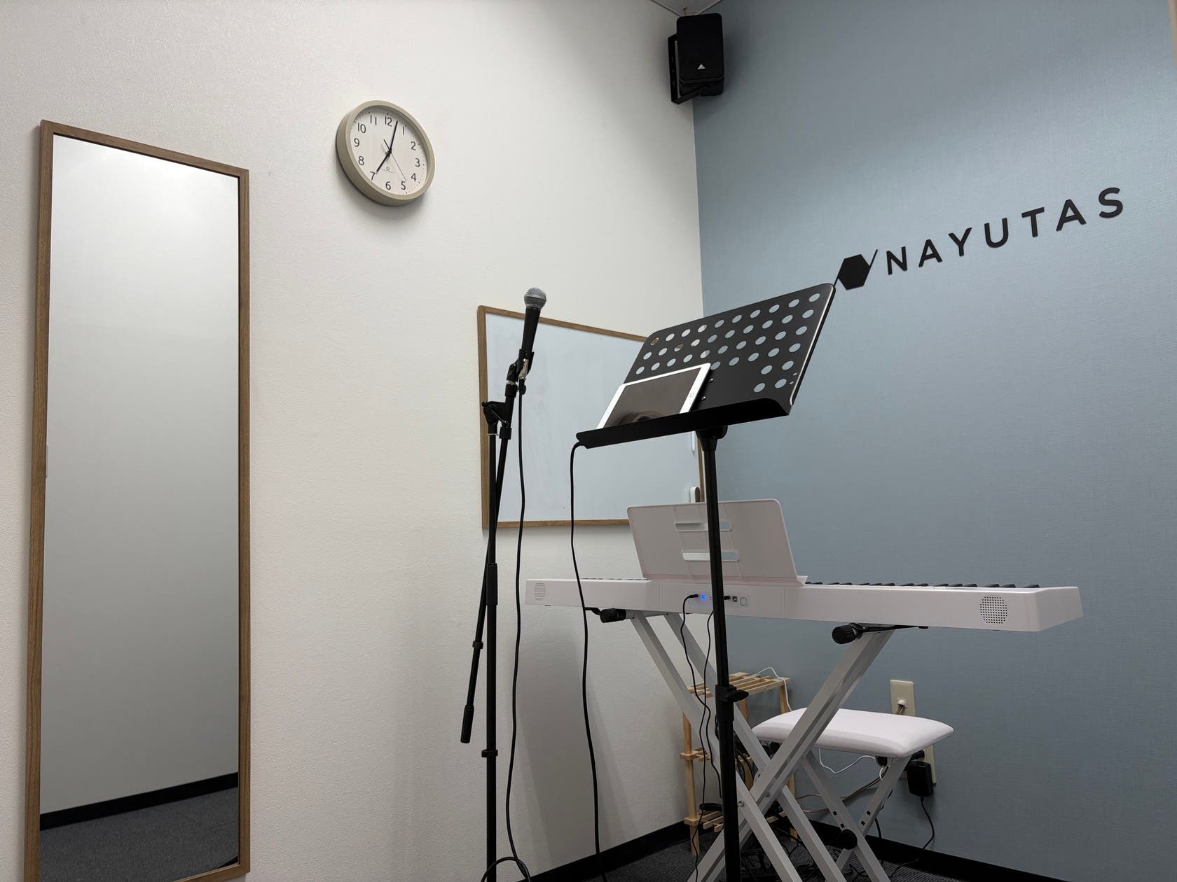 大和西大寺から徒歩5分のボイトレ、カラオケルームの写真2