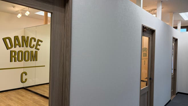 大和西大寺から徒歩5分のダンスルームの写真4