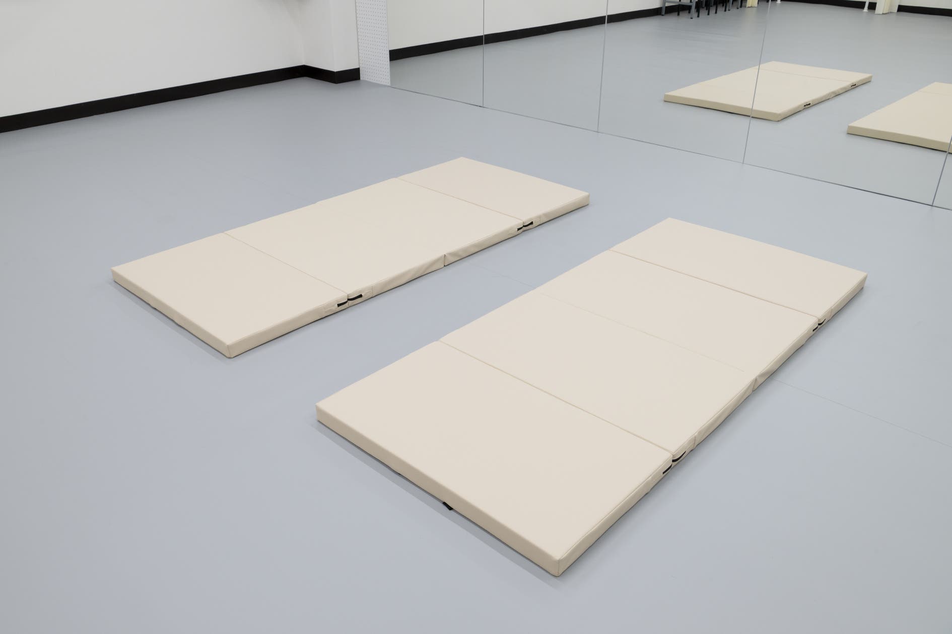 🆕オープン🌟【百合ヶ丘駅徒歩1分】鏡6面！広々！/ヨガ ピラティス ストレッチ/演劇/撮影/個人レッスンに最適🌟の写真8