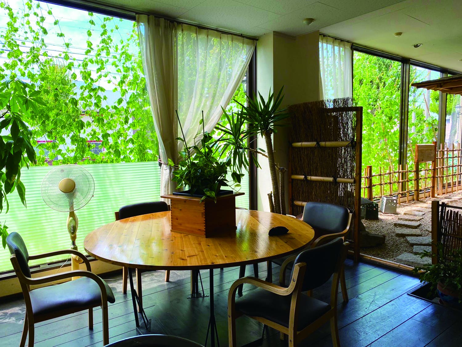 🌟 クリエイティブホール・North へようこそ！🌟  *心地よい空間で特別なひとときを*キッチン完備。何でもお料理できますの写真13