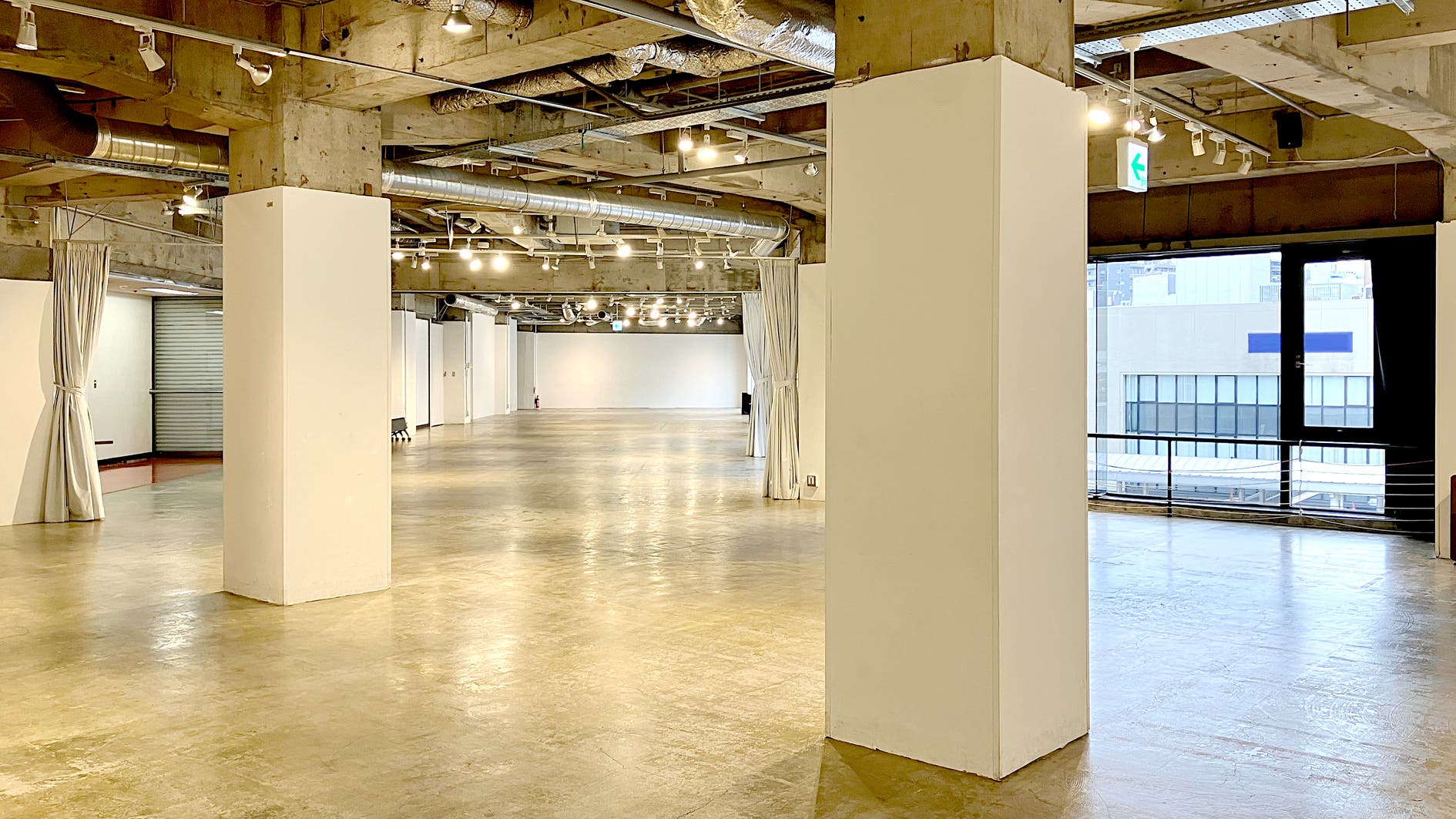 【町田駅直結】アクセス抜群！展示会・販売会・撮影・キッズイベントなどに！300人規模のイベントにも利用されています。の写真3