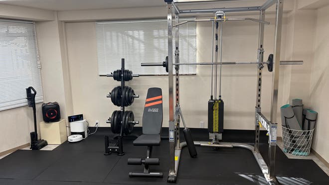 NEW‼️【Open】レンタルジム パワーラック 広々41m2 パーソナル歓迎【西日暮里3分】防音マット有の写真1