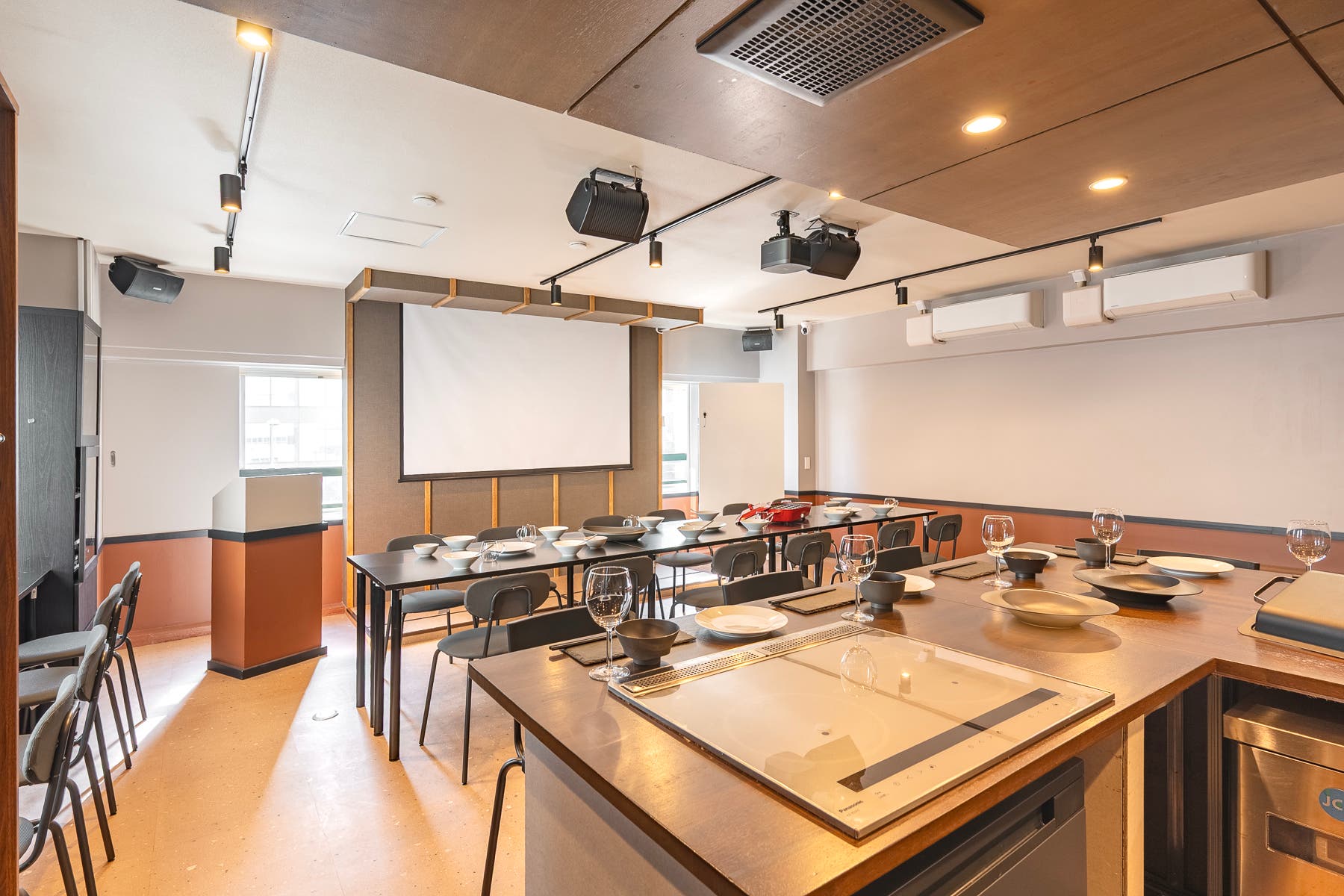 スペモ📣渋谷駅激近‼️24時間可‼️キッチン🍽️プロジェクター📽セミナー🍳イベント🎊738_GrandAmi渋谷道玄坂の写真9