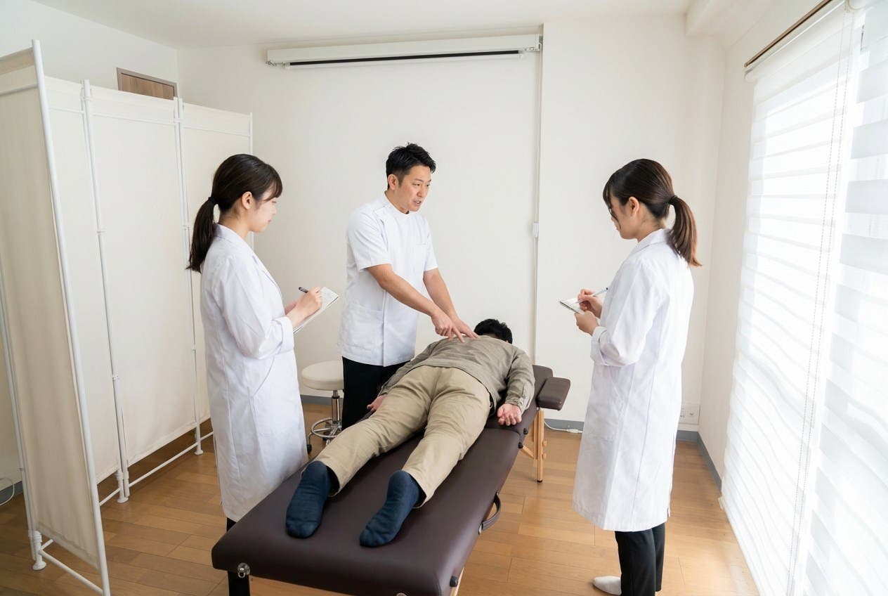 ☆TSUBAKI西船橋☆　西船橋駅徒歩２分　駅近明るく静かな環境　★テレワーク・Web会議・動画撮影最適　施術ベット有りの写真7