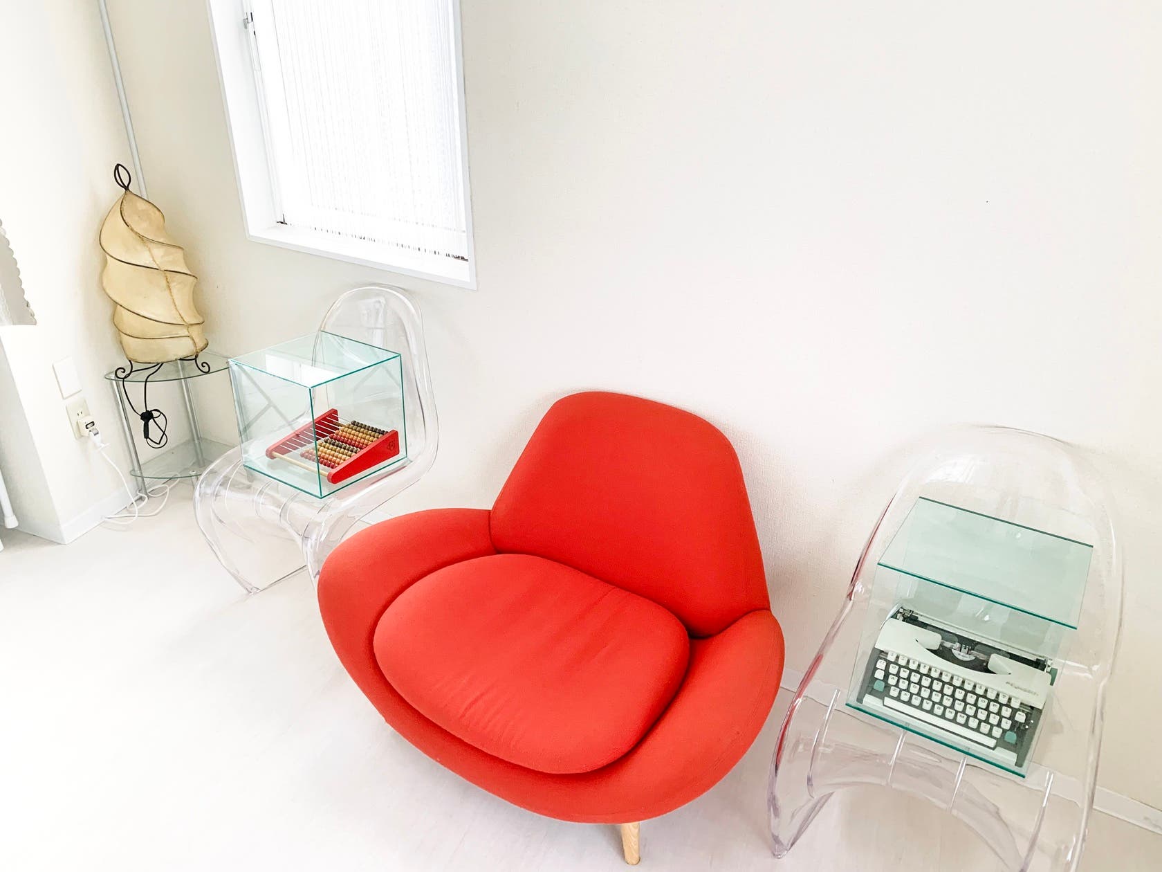 【35％オフ】駅1分✨自然光✨白基調✨ブランド家具✨おしゃれ✨ポートレート✨コスプレ✨物撮り✨インタビューの写真6