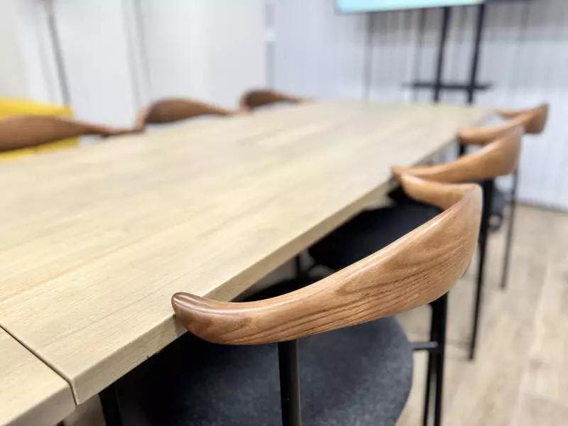 〈駅直結！新橋駅徒歩1分｜最大24名〉会議、ワークショップ、勉強会、控え室、懇親会にも最適！レンタルスペース『エミール・ガレ』の写真14