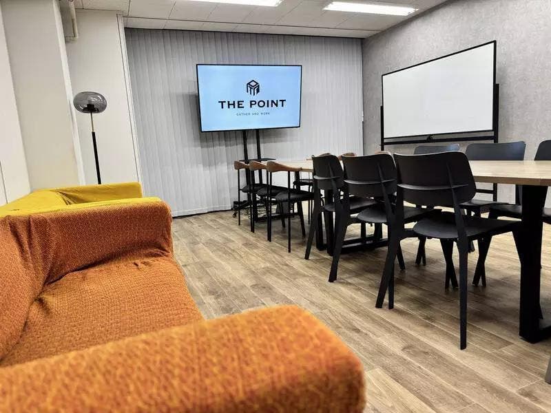 〈駅直結！新橋駅徒歩1分｜最大24名〉会議、ワークショップ、勉強会、控え室、懇親会にも最適！レンタルスペース『エミール・ガレ』の写真16