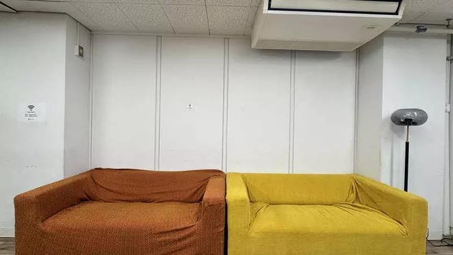 〈駅直結!新橋駅徒歩1分|最大24名〉会議、ワークショップ、勉強会、控え室、懇親会にも最適!レンタルスペース『エミール・ガレ』の写真18