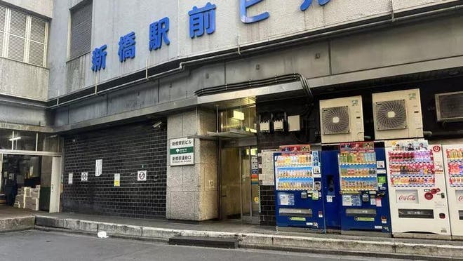 〈駅直結!新橋駅徒歩1分|最大24名〉会議、ワークショップ、勉強会、控え室、懇親会にも最適!レンタルスペース『エミール・ガレ』の写真24