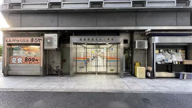 〈駅直結!新橋駅徒歩1分|最大24名〉会議、ワークショップ、勉強会、控え室、懇親会にも最適!レンタルスペース『エミール・ガレ』の写真27