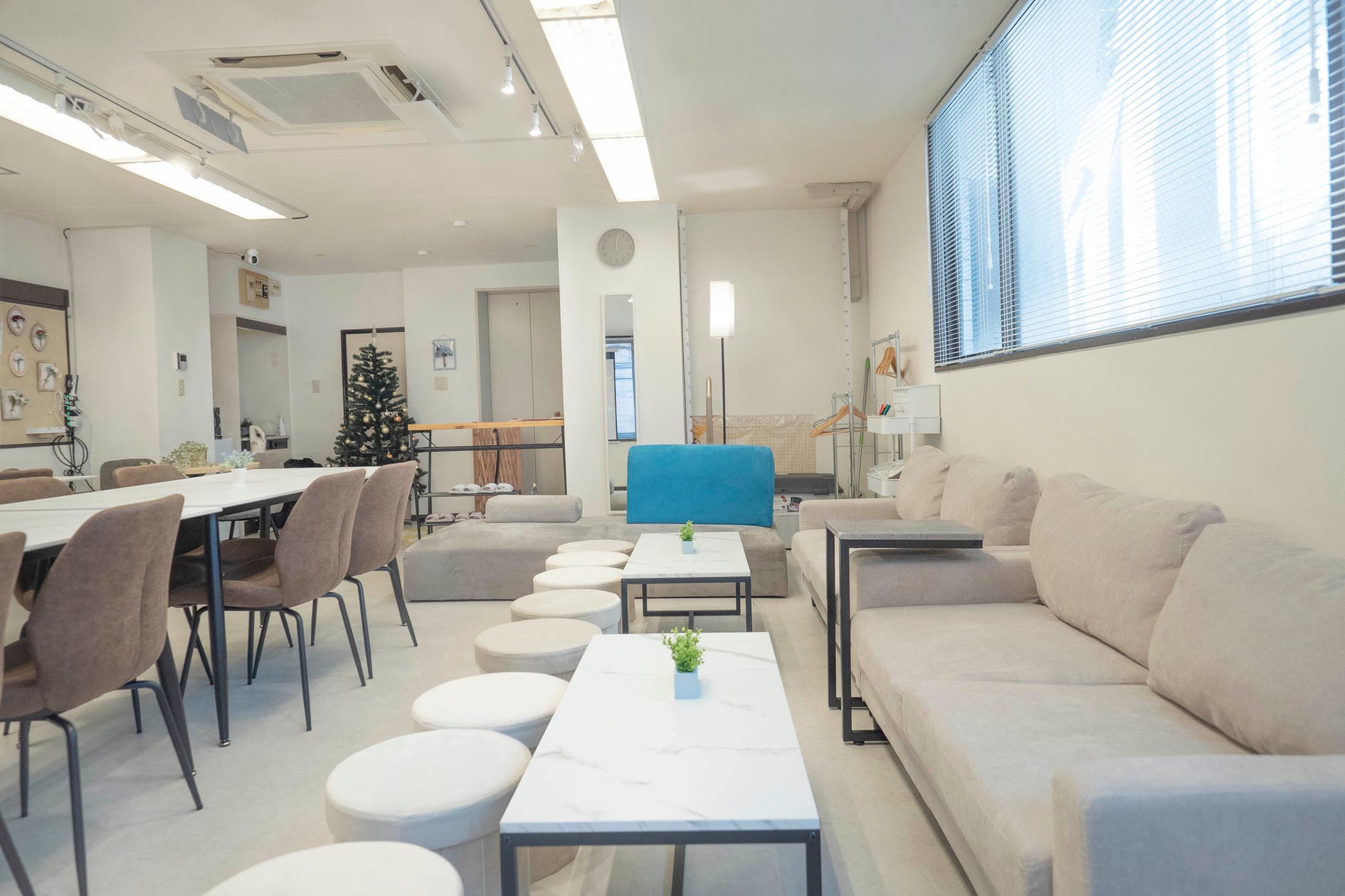 💐イベントに最適♪駅近5分･最大35名✨オープニングセール中2026年!!⚡✨毎日清掃🧸｜Flowe大宮✨の写真4