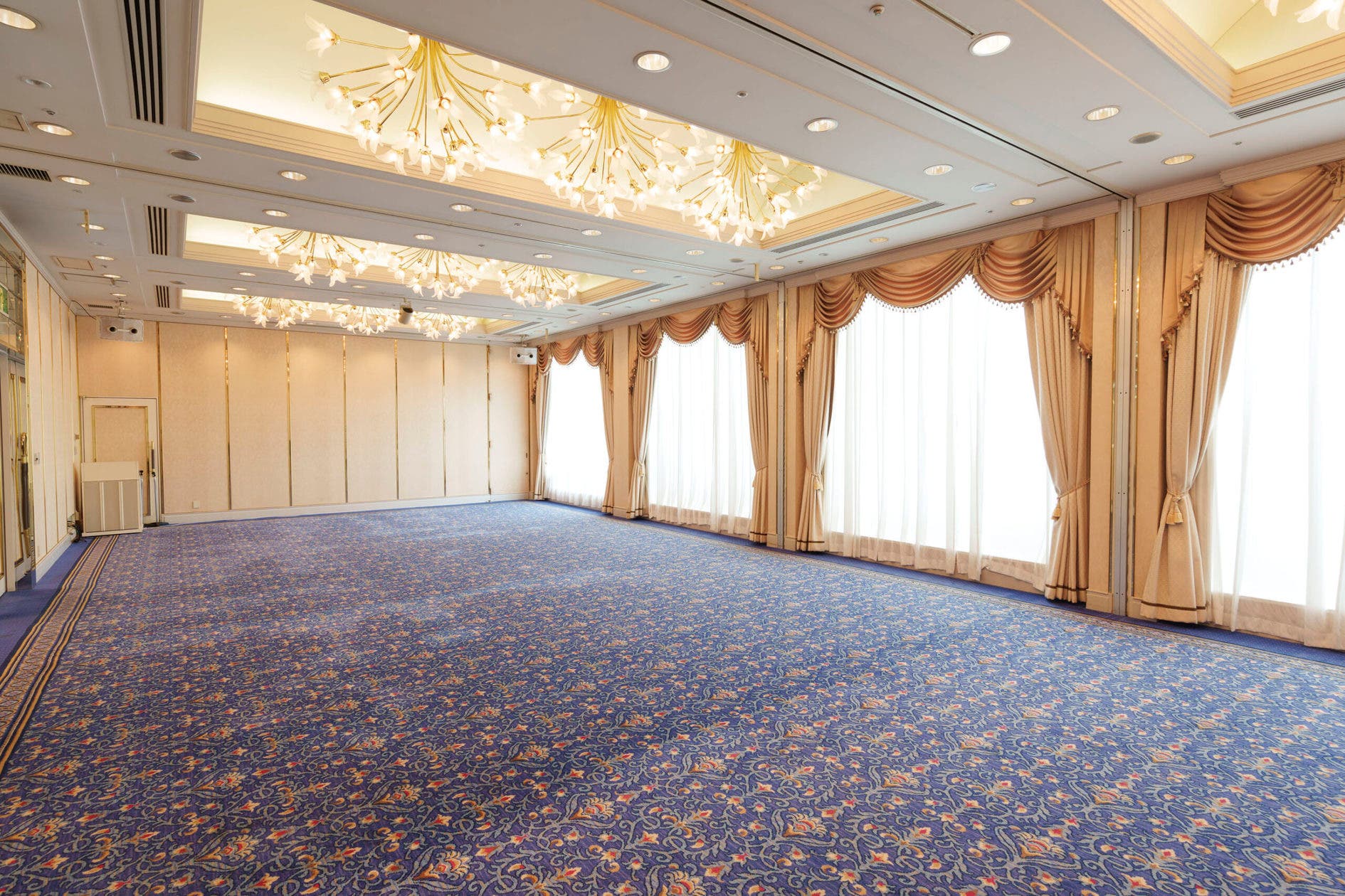 【ホテルスプリングス幕張】カトレア (1)(2)の写真1